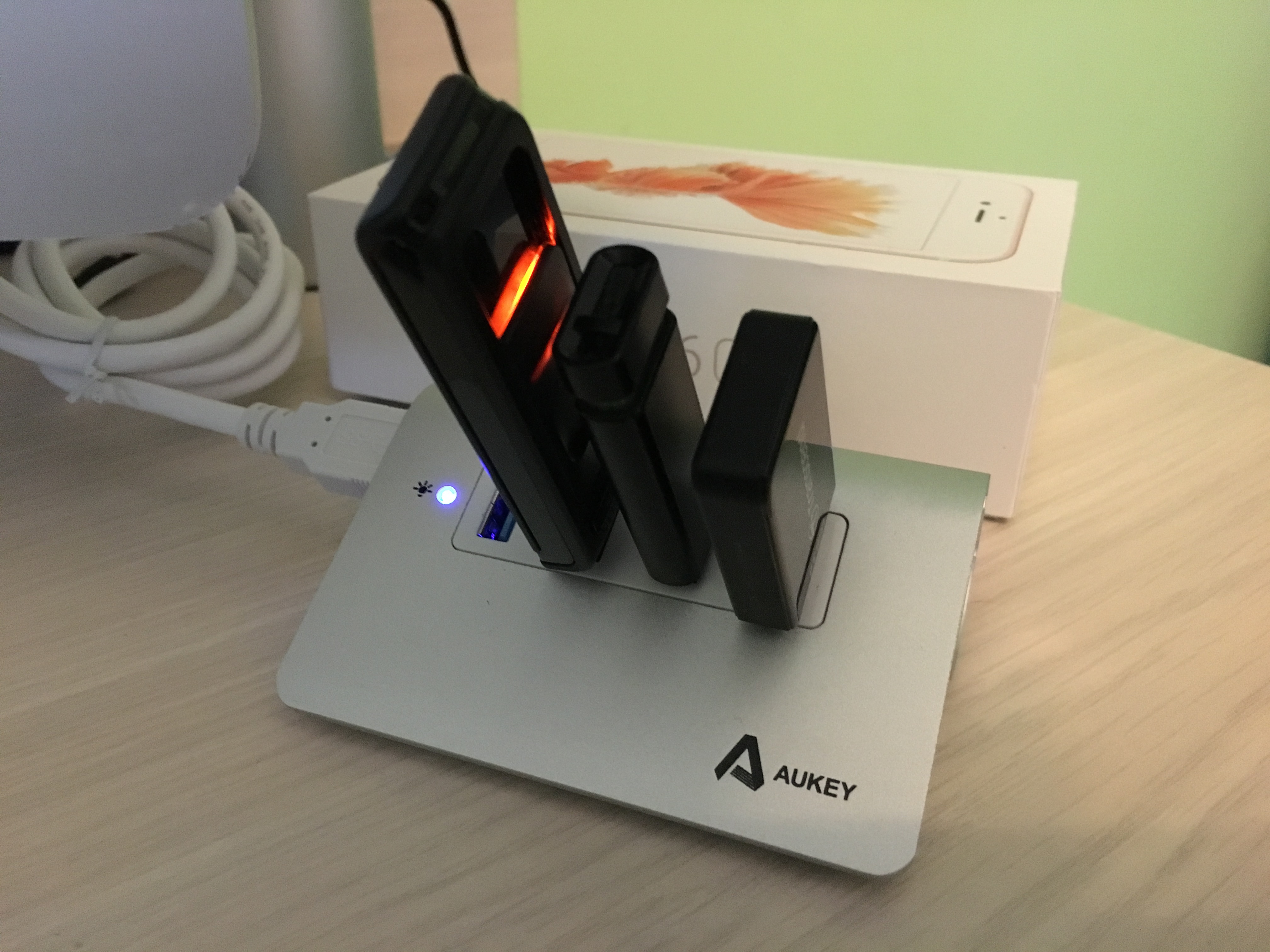 Aukey Mini Hub USB 3.0 SuperSpeed a 4 porte - Recensione